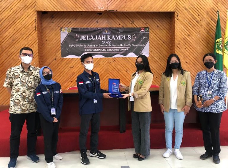 Studi Banding BEM UNJ dan HMPSA UNPAR - Program Studi Akuntansi