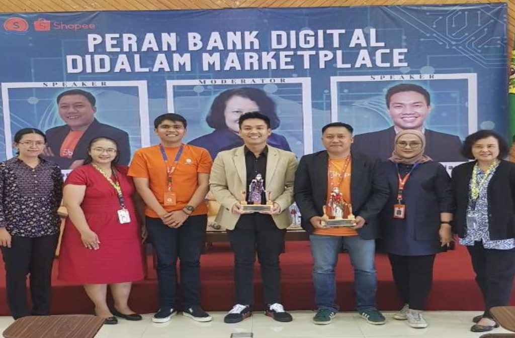 Transformasi Digital : Kuliah Umum Jurusan Akuntansi UNPAR, Mengupas ...